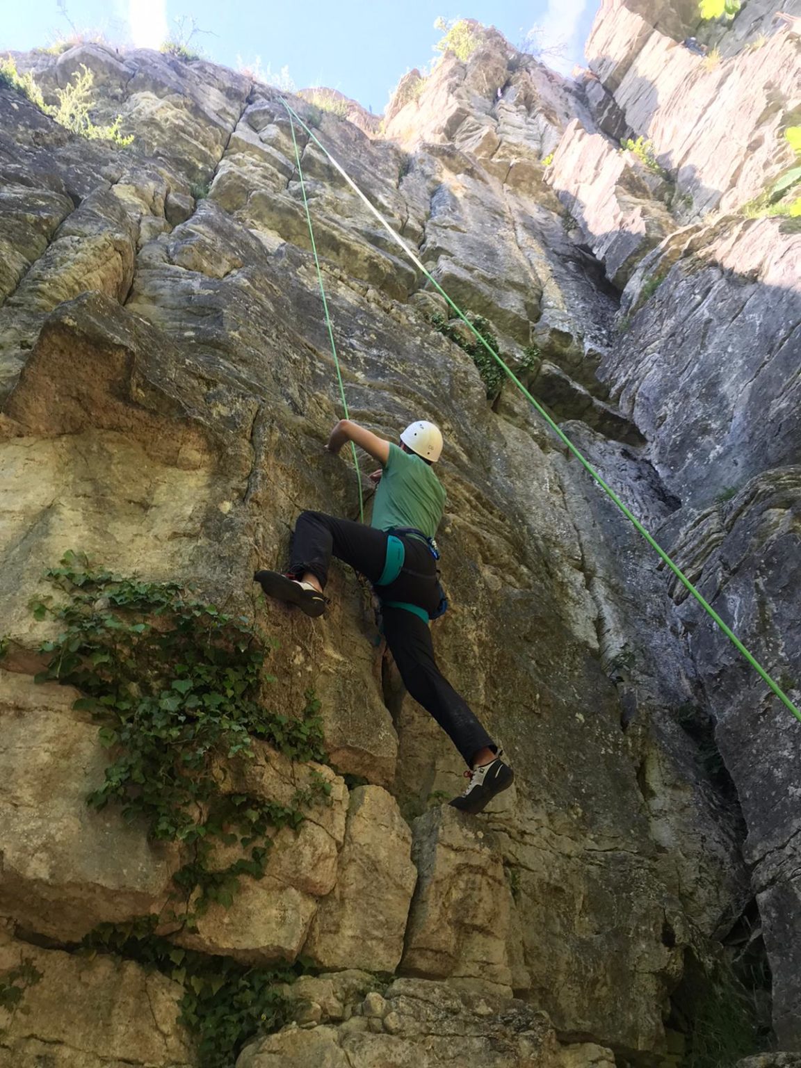Escalade en Bourgogne en mai et juin - Osez L'Aventure